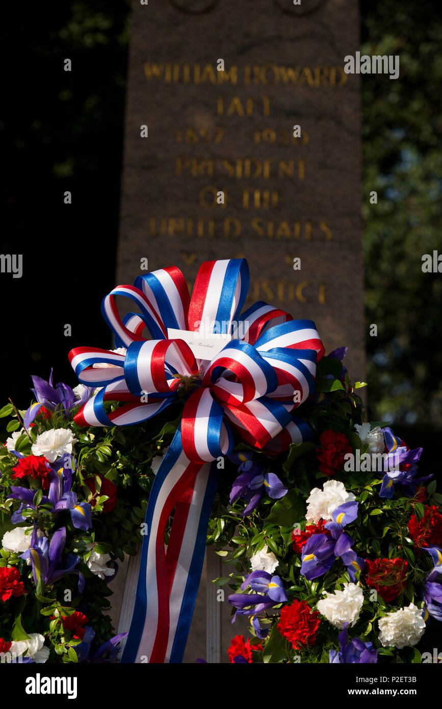 A wreath sits at the gravesite of 27th President of the United States ...