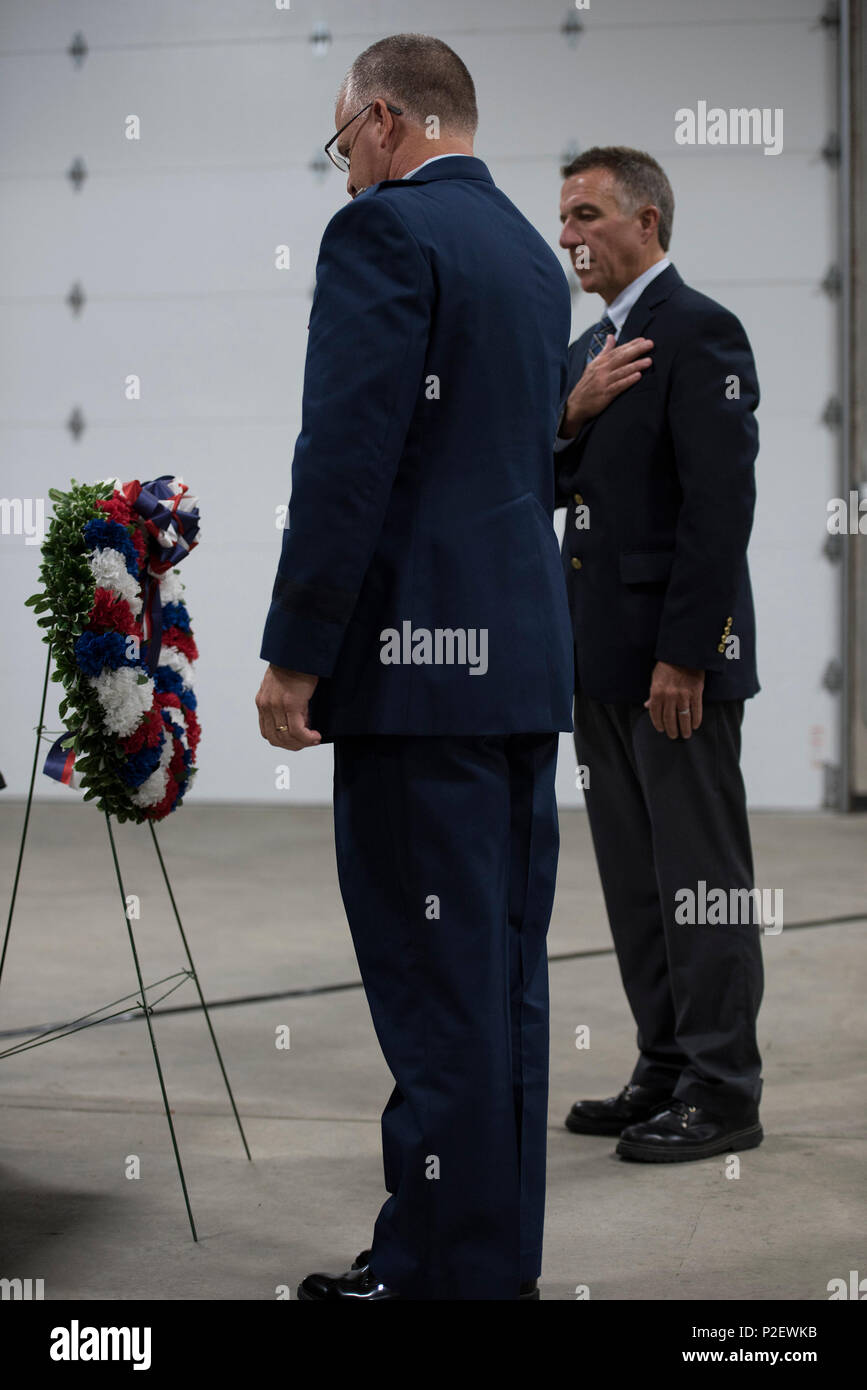 U.S. Air Force Maj. Gen. Steven Cray, left, adjutant general, Vermont ...