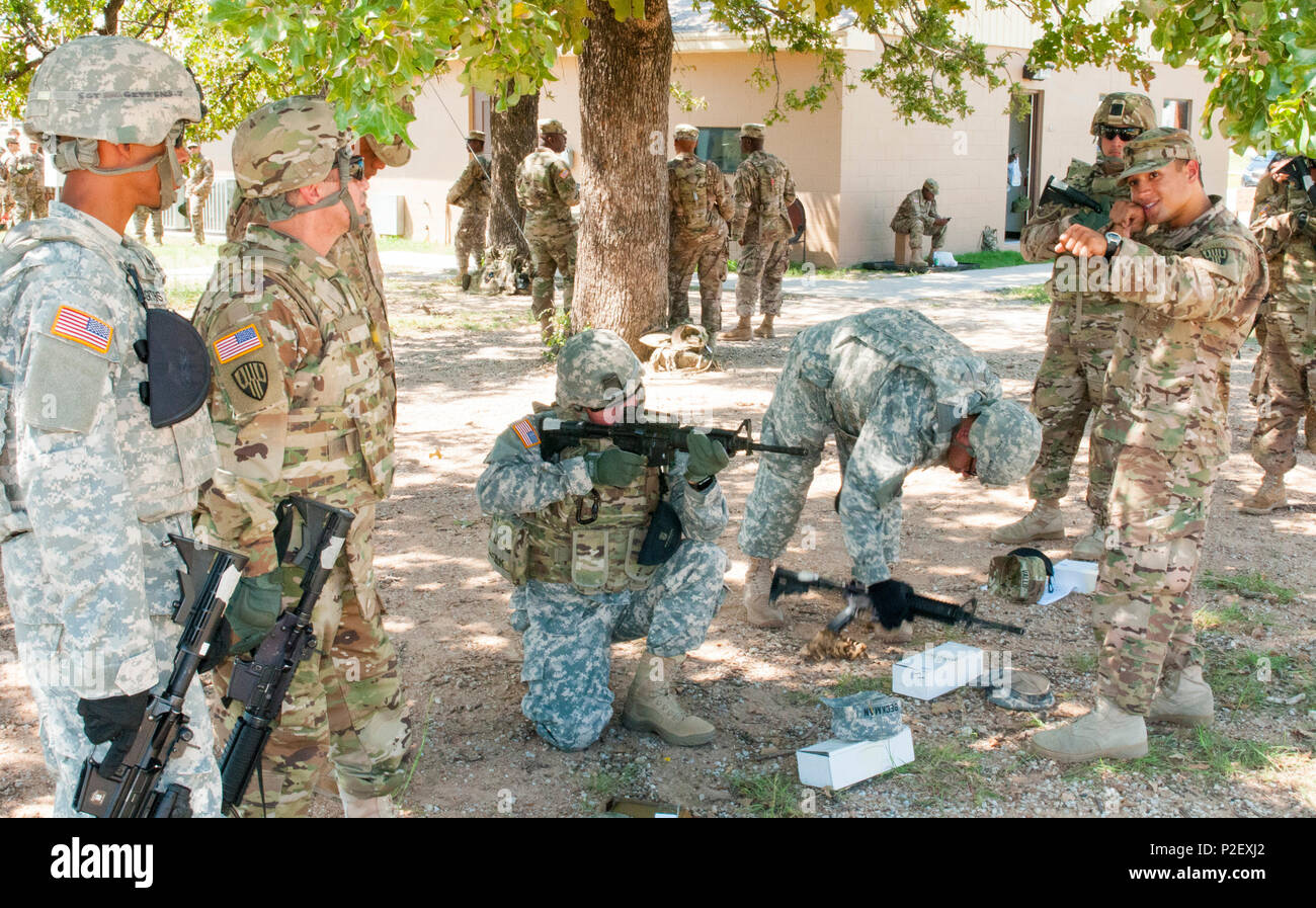 Sgt bratt hi-res stock photography and images - Alamy