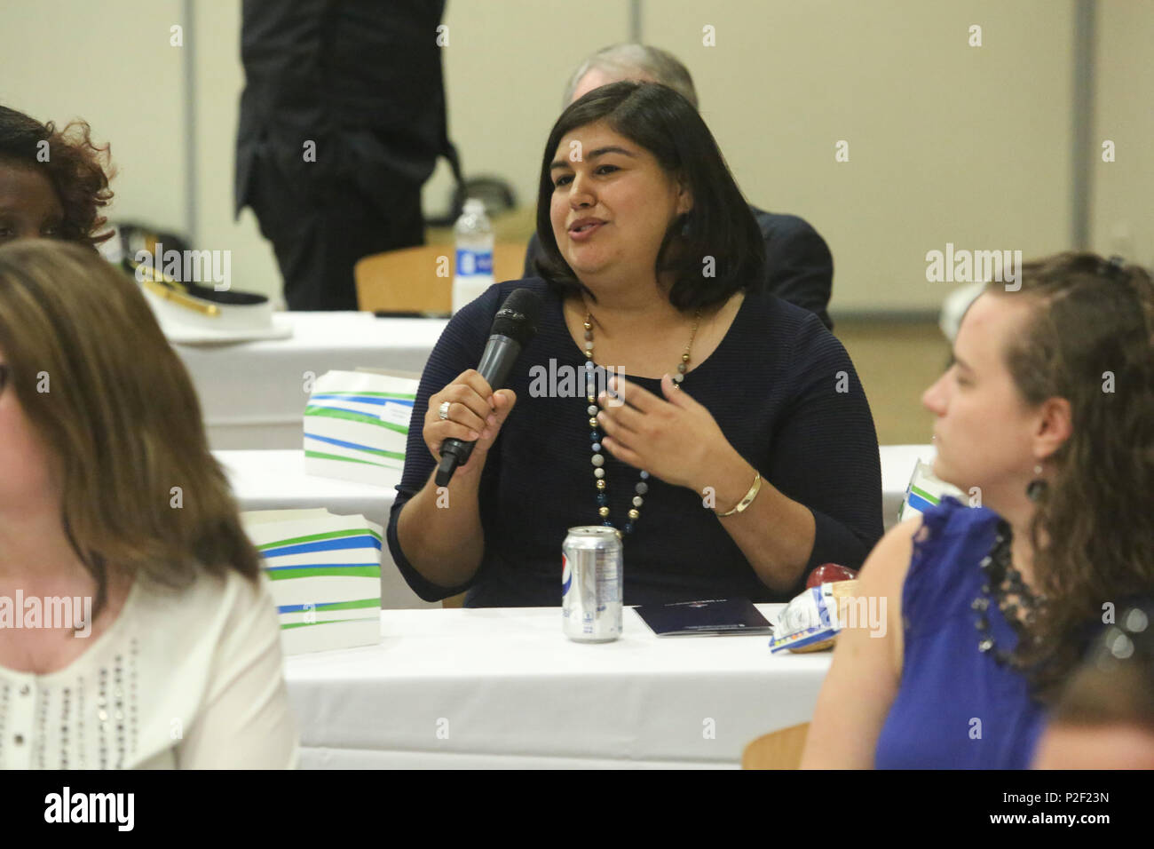Denise Robledo, center, director of distance education for Austin Peay ...