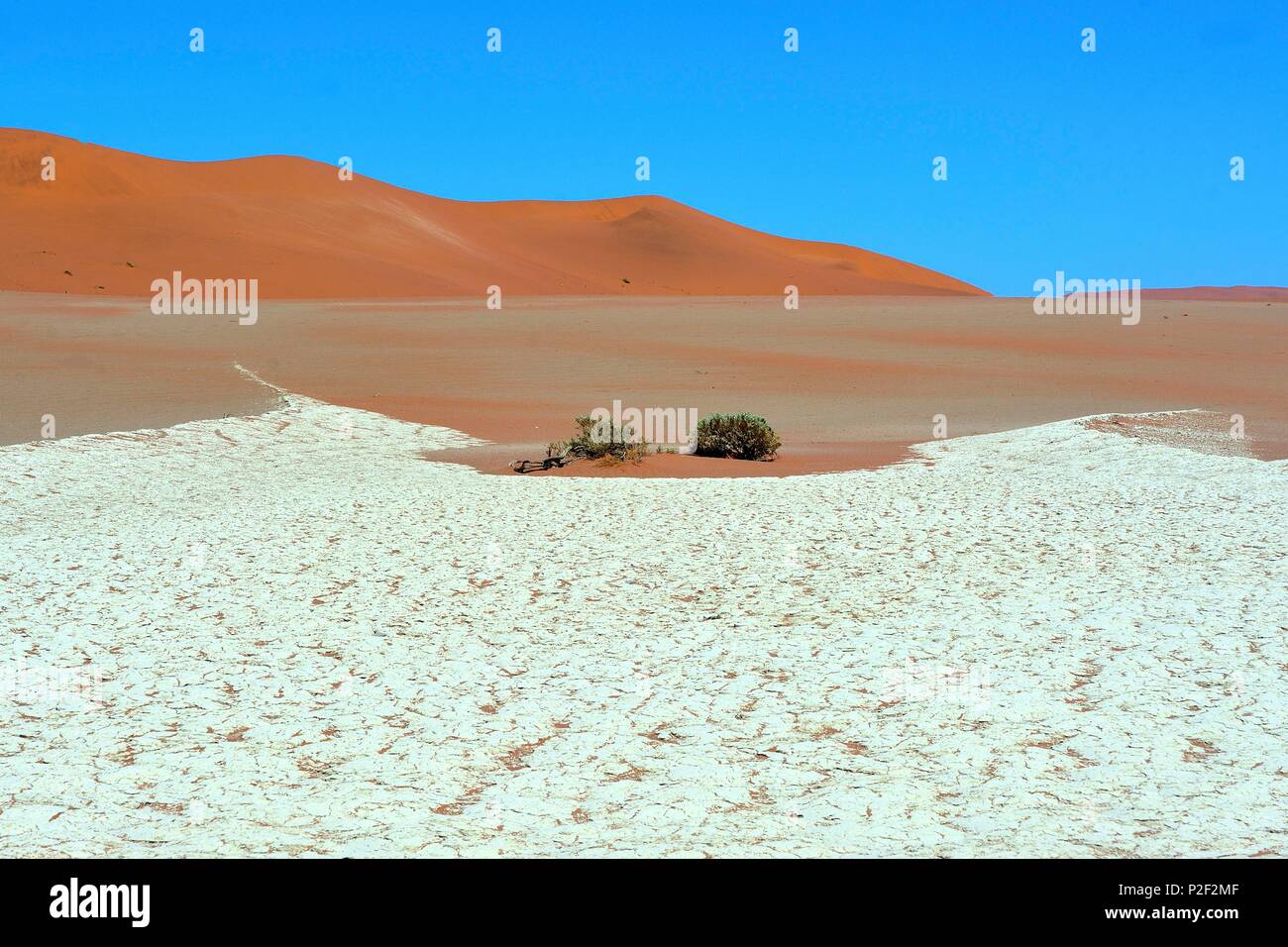 Clay africa hi-res stock photography and images - Alamy