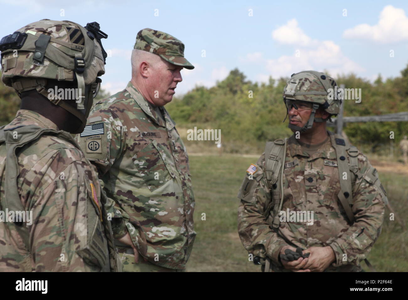 U.S. Army Major General Tim Mcguire, center, and U.S. Soldiers of 10th ...