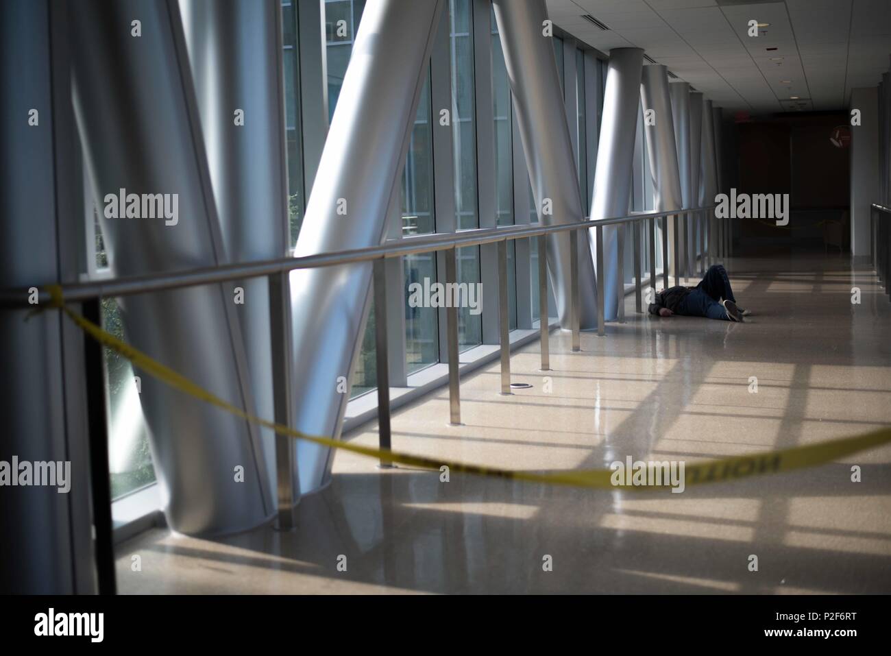 Soldiers from the Military District of Washington Special Reaction Team ...