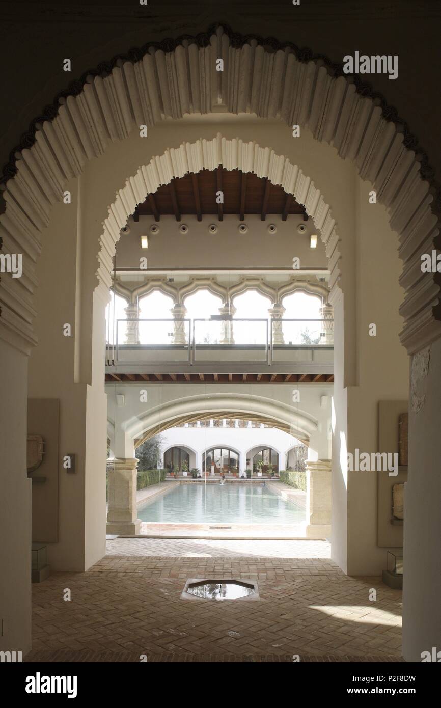 Palacio arabe hi-res stock photography and images - Alamy