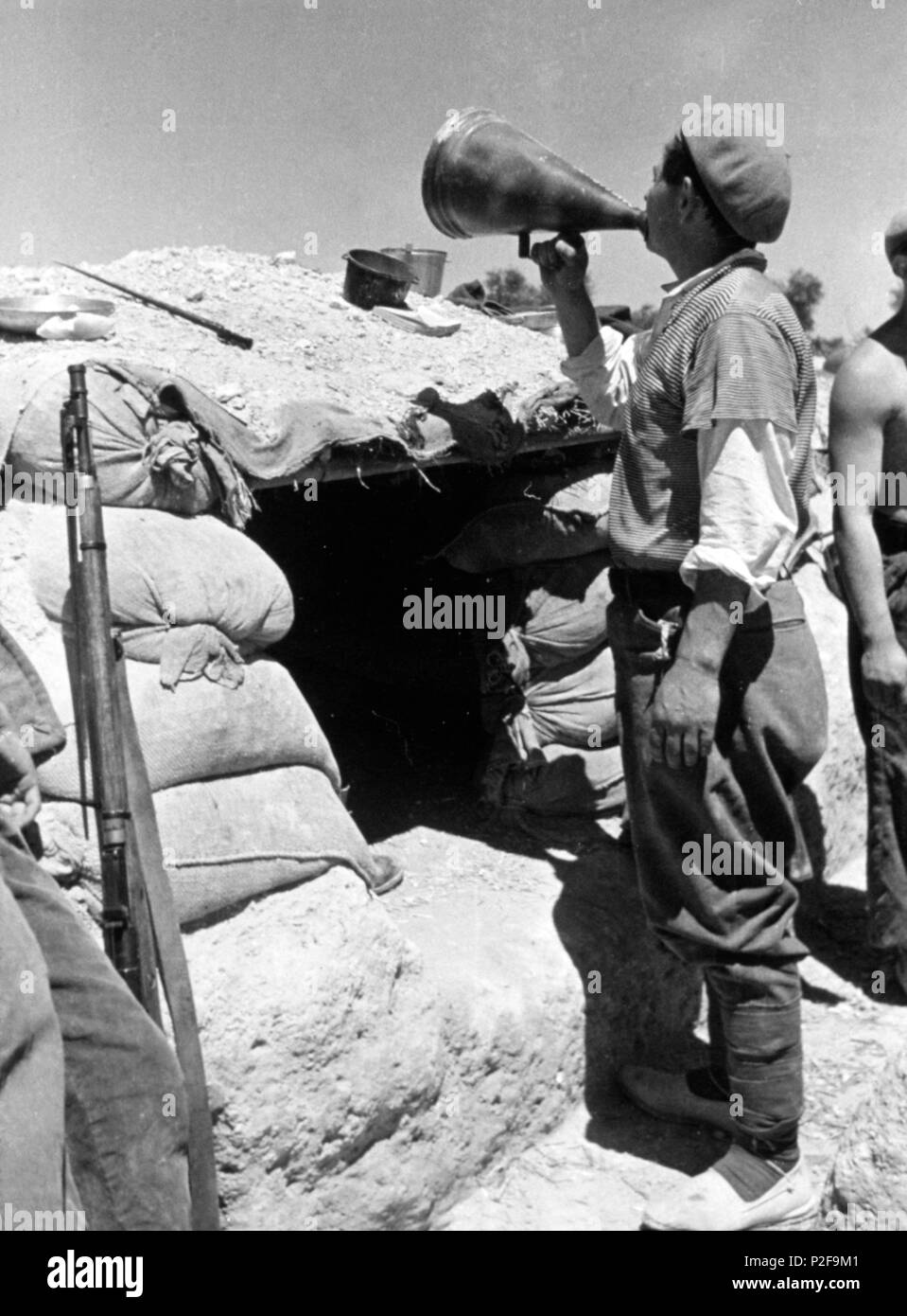 Spanish Civil war (1936-1939). Trenches of East Madrid. Americans ...