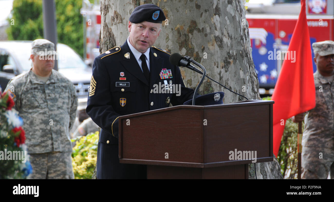 Ernie pyle army reserve center hi-res stock photography and images - Alamy