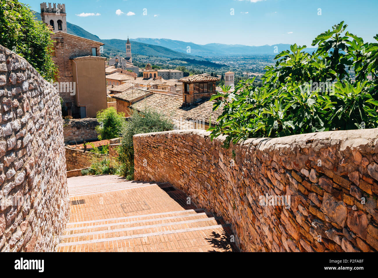 Assisi old town street view in Italy Stock Photo - Alamy