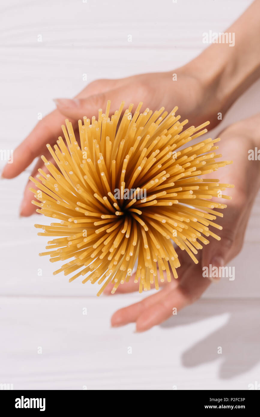 Woman eating spaghetti italy hi-res stock photography and images - Alamy