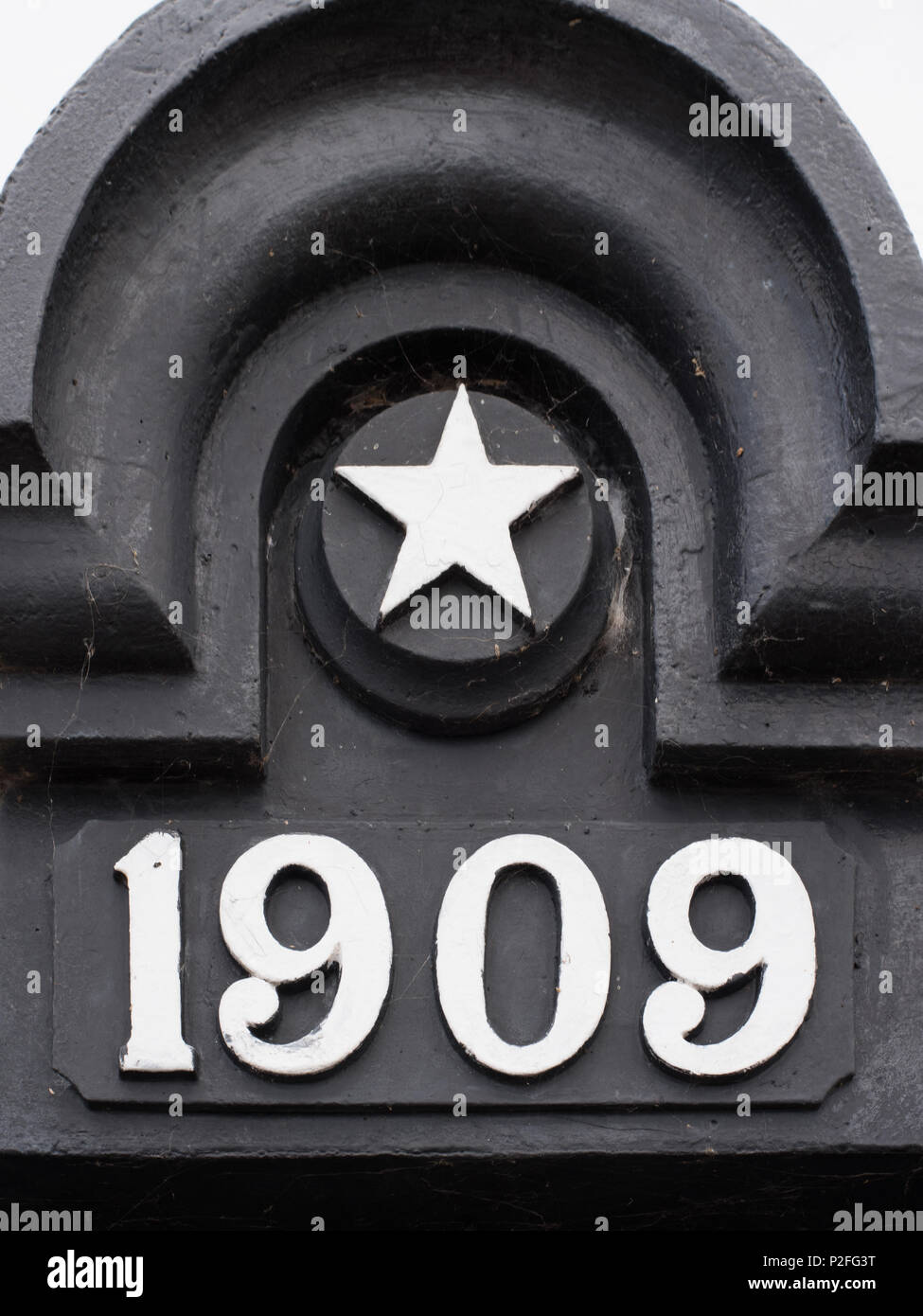1909 Sign on Duluth Lighthouse Stock Photo - Alamy