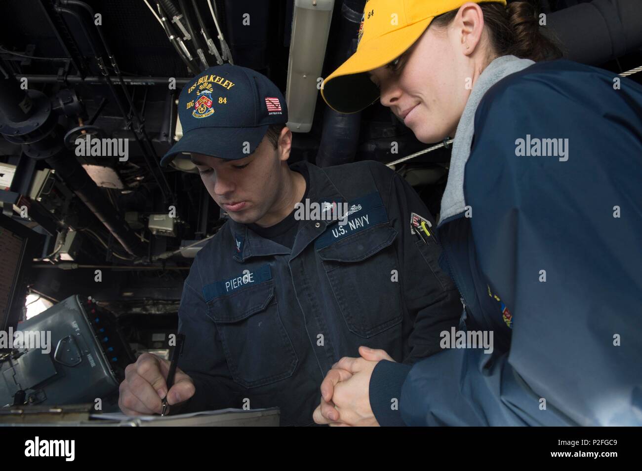 Exercise cutlass fury 2016 hi-res stock photography and images - Alamy