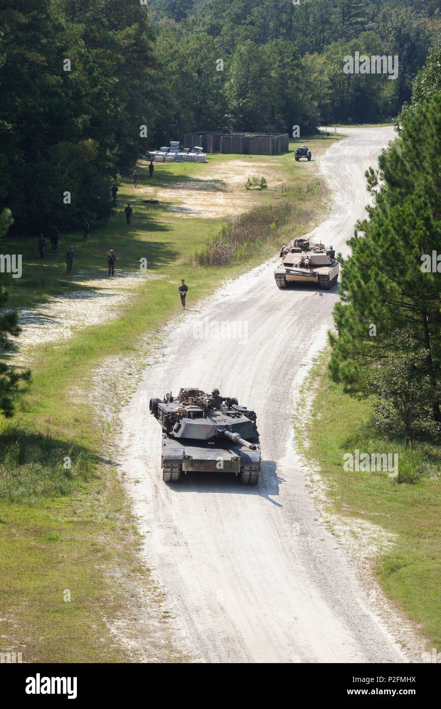 Infantry small unit leaders course hi-res stock photography and images ...