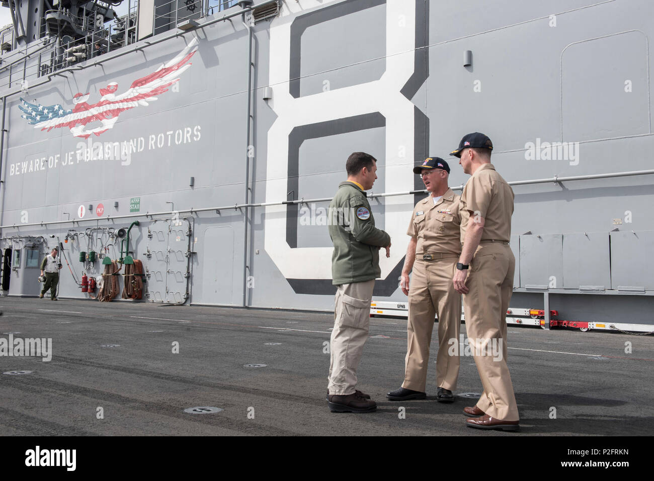 PACIFIC OCEAN (September 16, 2016) – Commander, Naval Surface Forces ...