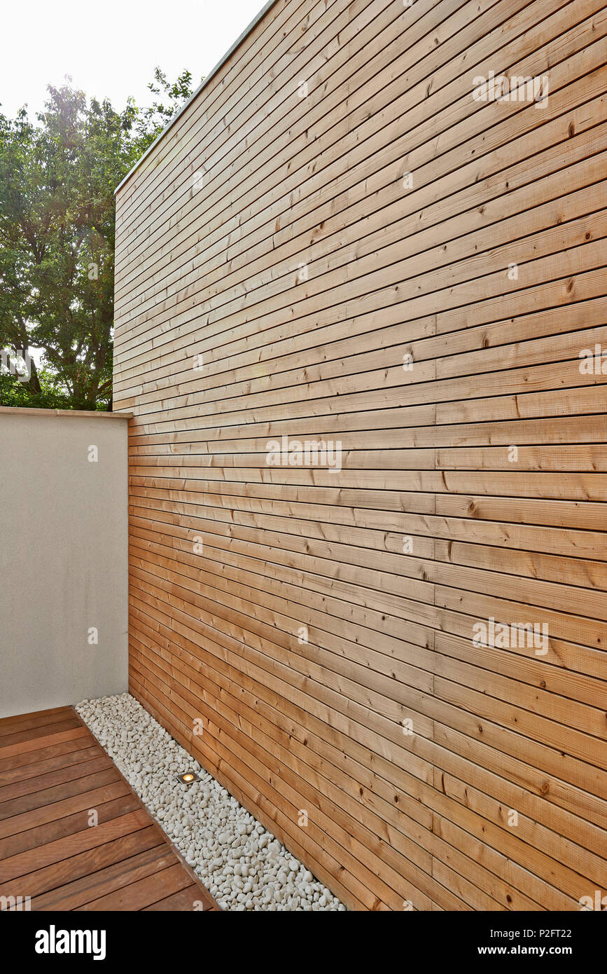 Stucco cladding hi-res stock photography and images - Alamy