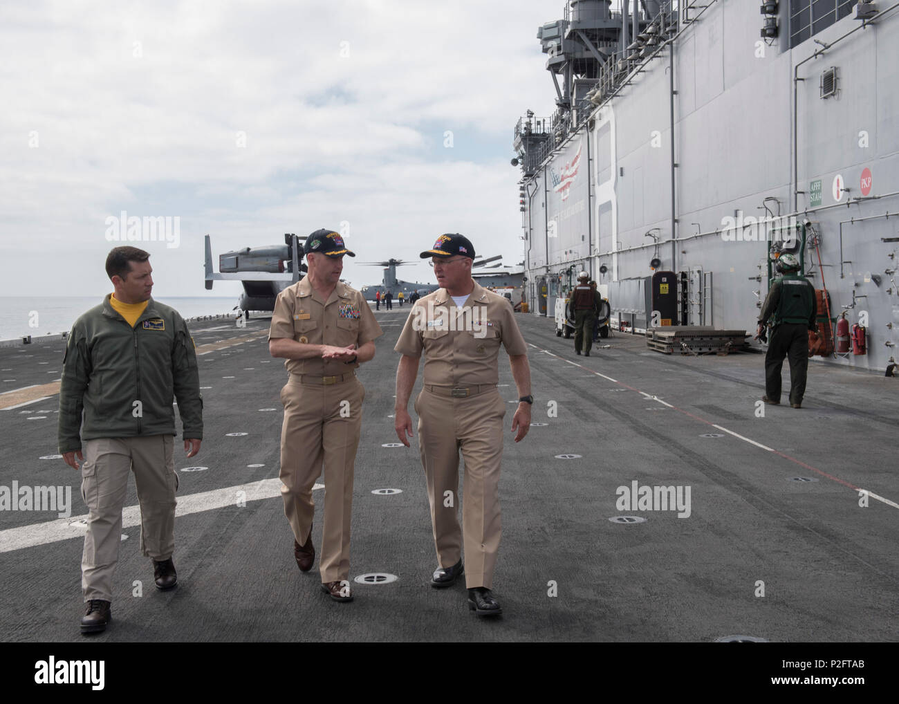 PACIFIC OCEAN (September 16, 2016) – Commander, Naval Surface Forces ...