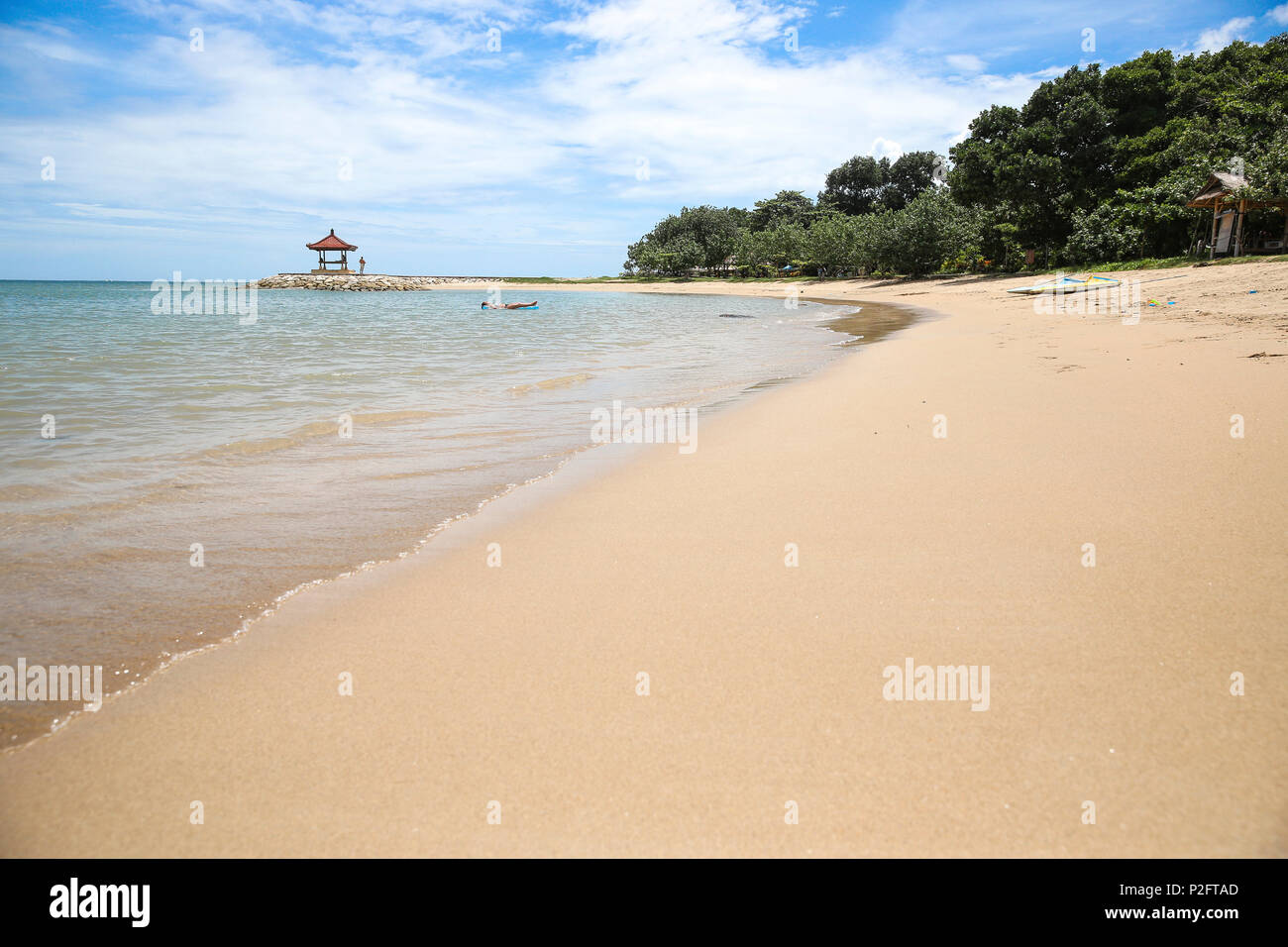 Small temple hi-res stock photography and images - Alamy