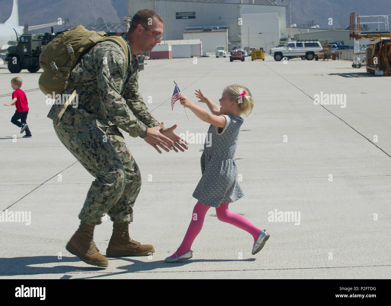 160921-N-YG415-001 NAVAL BASE VENTURA COUNTY, Calif. (Sep. 21, 2016 ...