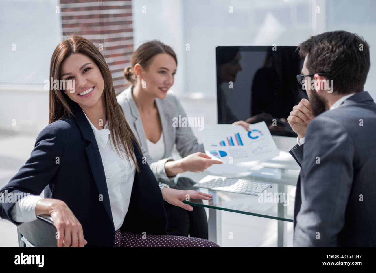 successful business woman in the workplace Stock Photo - Alamy