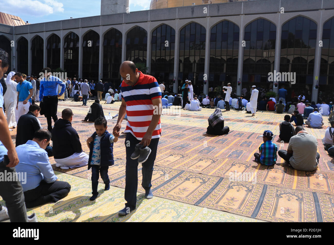 London UK. 15th June 2018. Muslim worshippers attend Friday prayers to ...