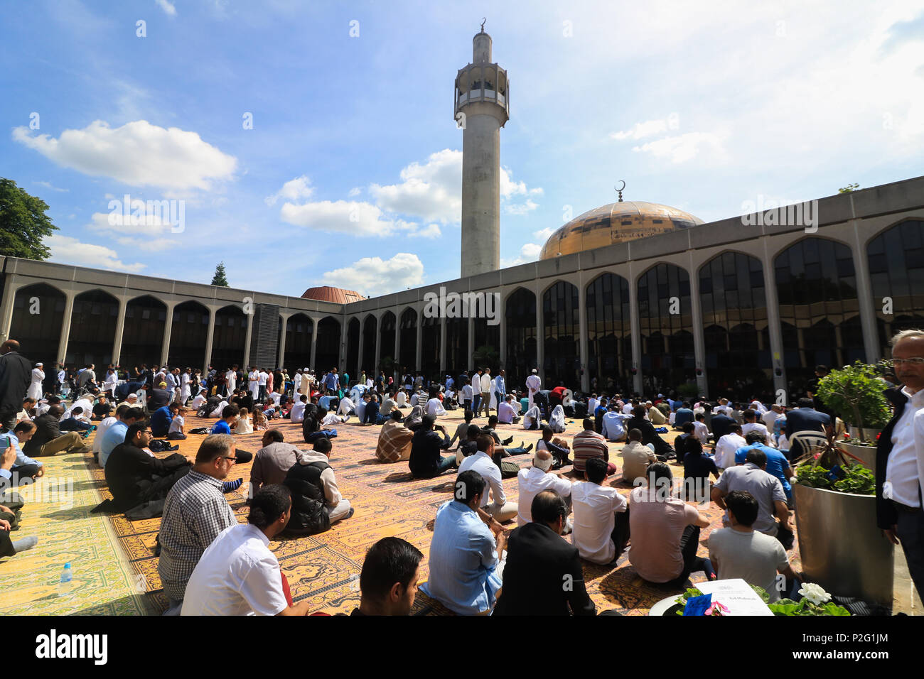 London UK. 15th June 2018. Muslim worshippers attend Friday prayers to ...