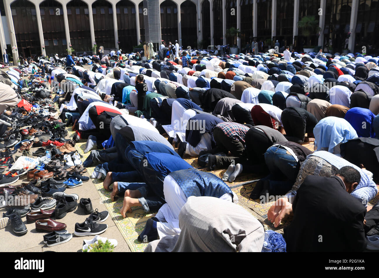 London UK. 15th June 2018. Muslim worshippers attend Friday prayers to ...