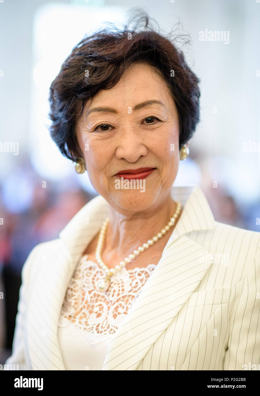 Kazuko hi-res stock photography and images - Alamy