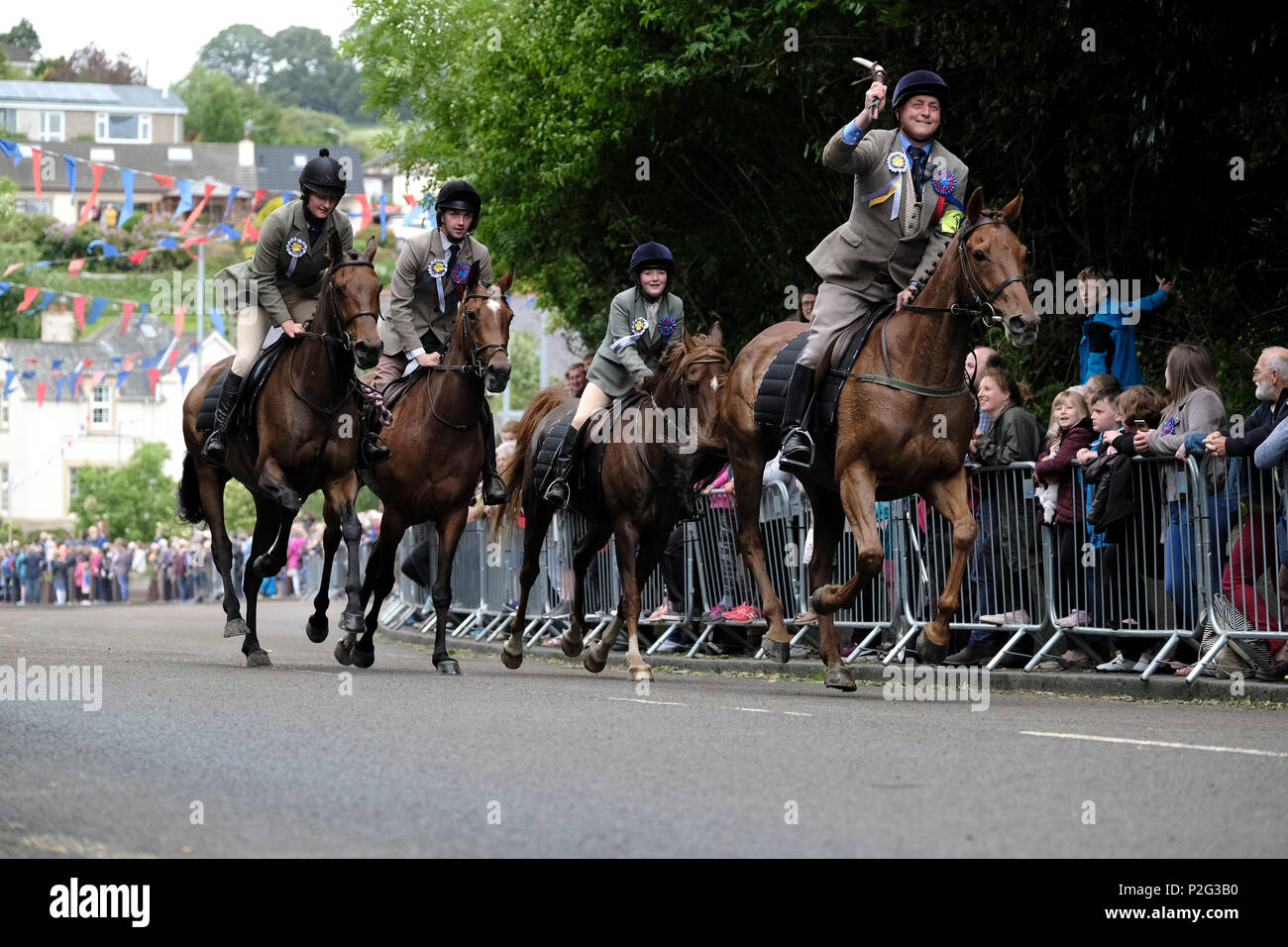 Selkirk, UK. 15th Jun, 2018. Selkirk Common Riding - Hail Smilin Morn ...