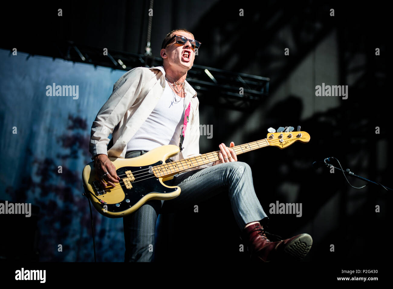 Wolf alice band hi-res stock photography and images - Alamy