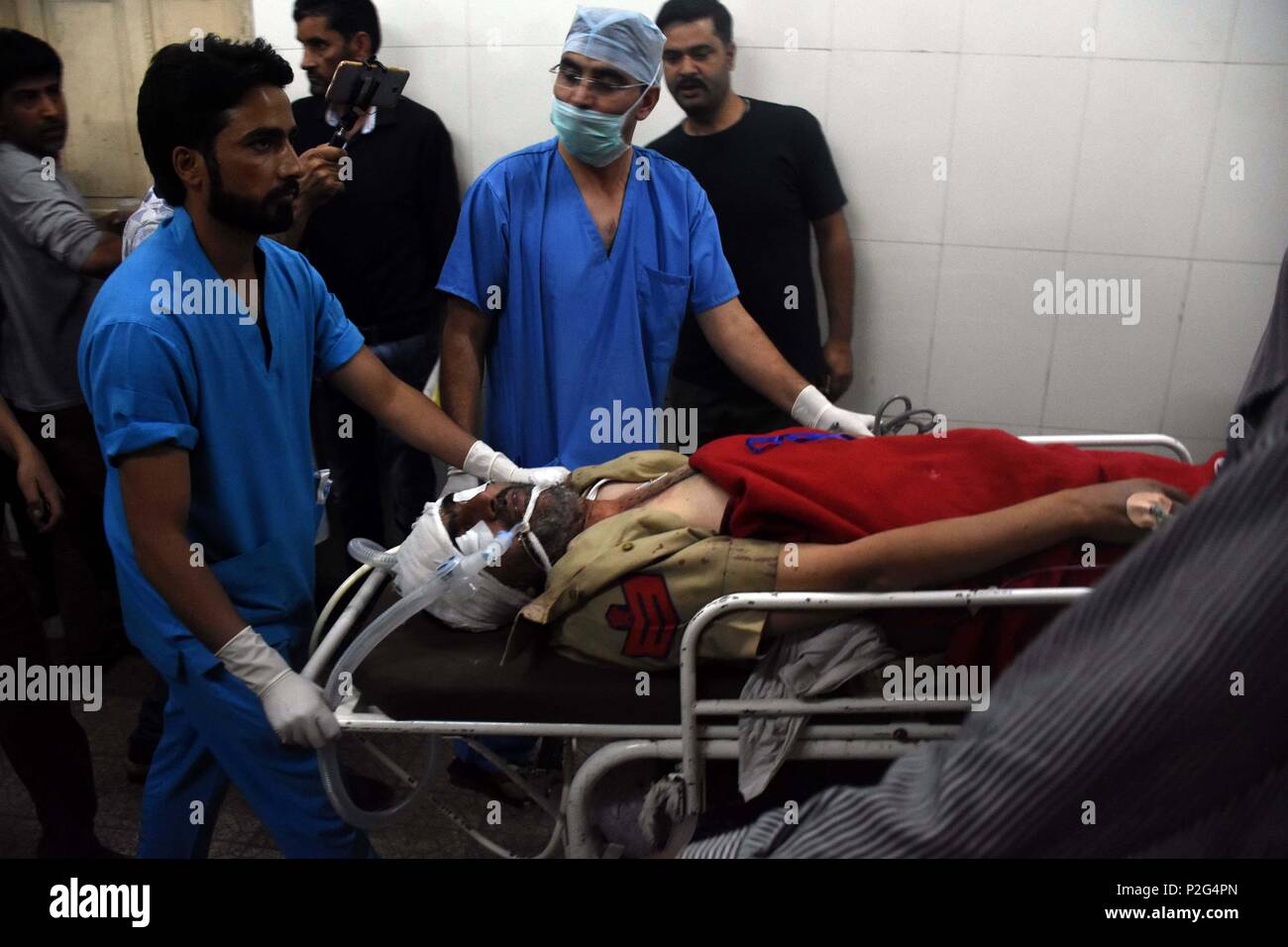 Hospital police hi-res stock photography and images - Alamy