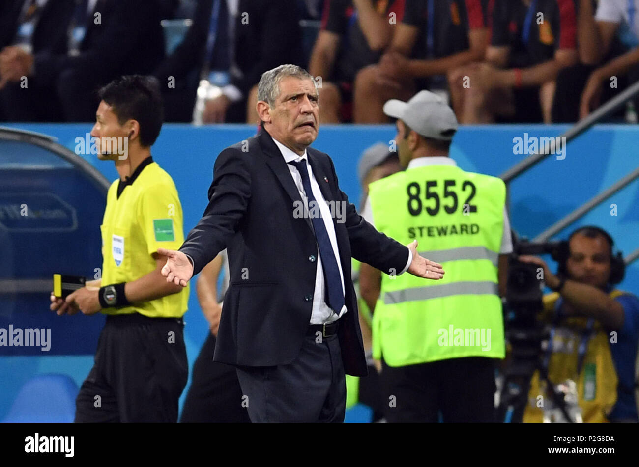 Portugal manager fernando santos hi-res stock photography and images ...