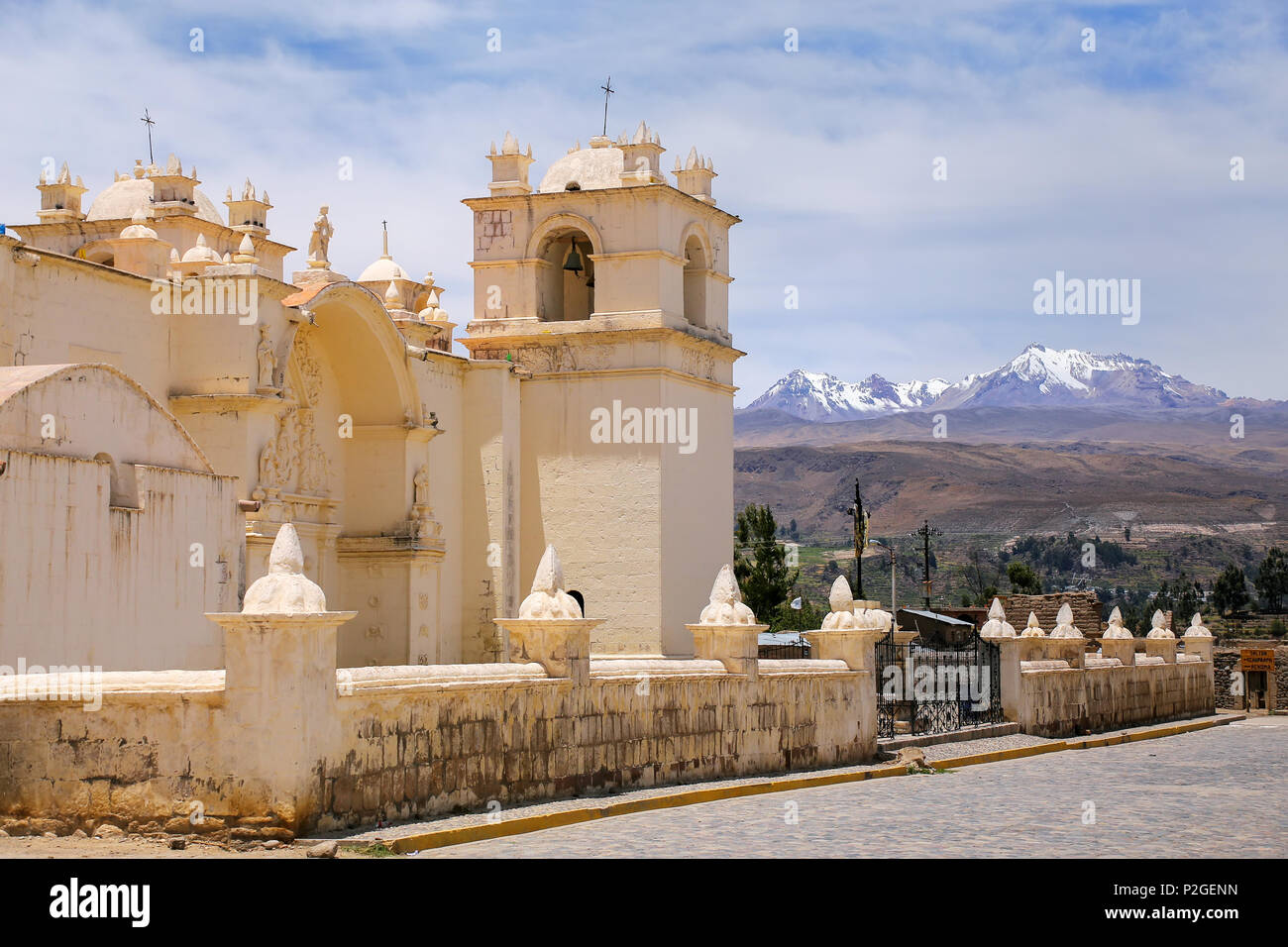 Church of the Immaculate Conception with mountains behind in Yanque ...