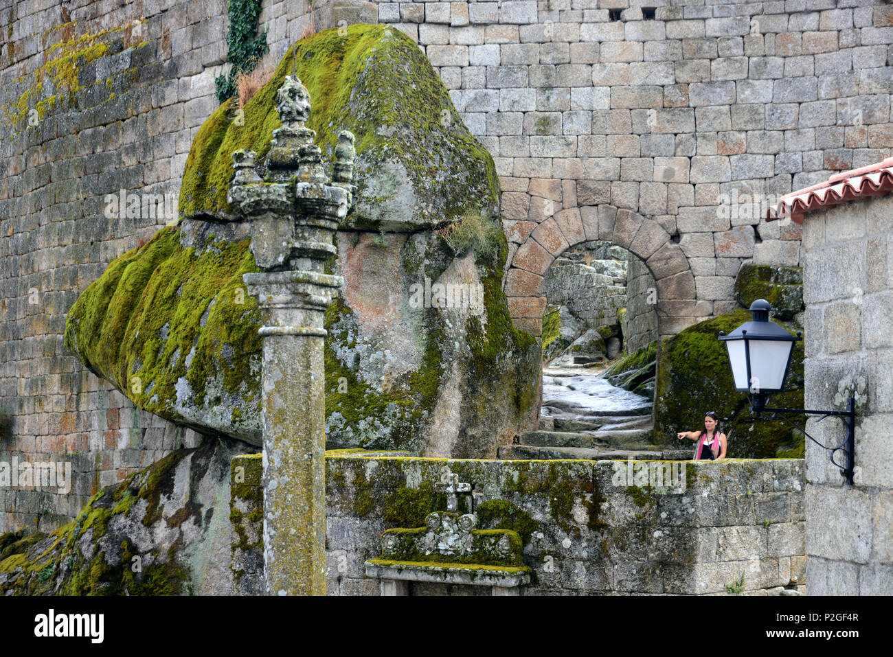 Exterior walls standing hi-res stock photography and images - Alamy