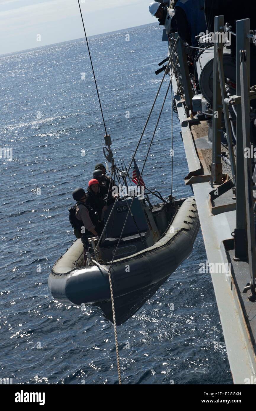 Inflatable f 16 hi-res stock photography and images - Alamy