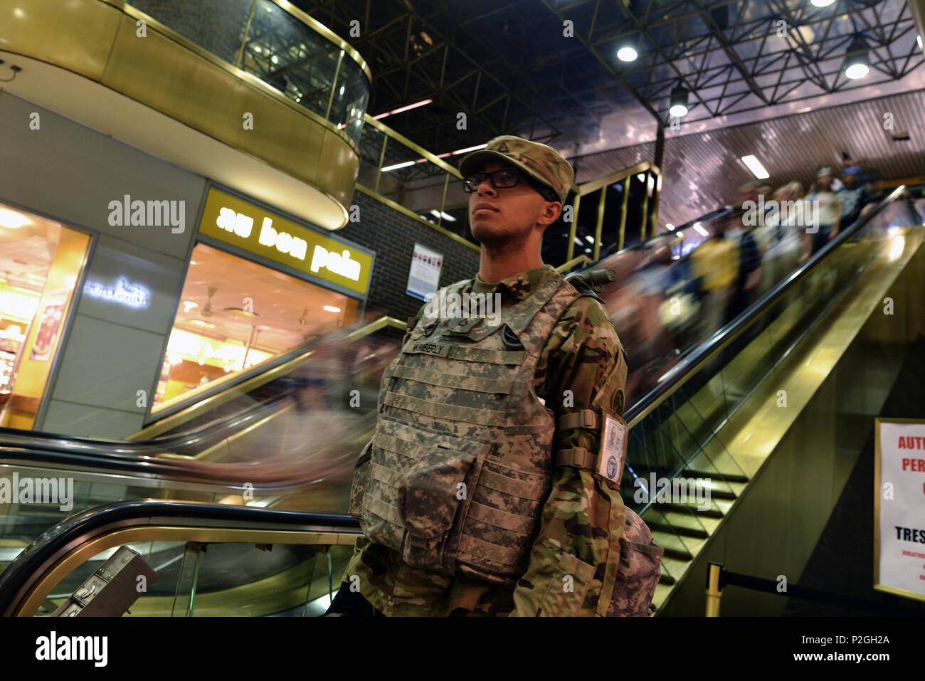 NEW YORK, NY - Members of Joint Task Force Empire Shield ramp up ...