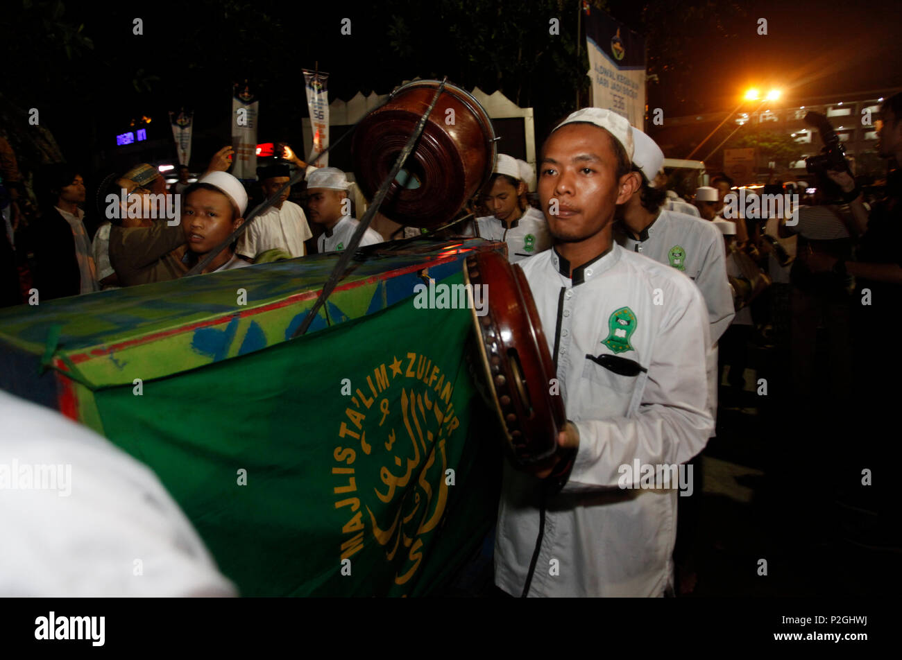 Takbir tradition hi-res stock photography and images - Alamy