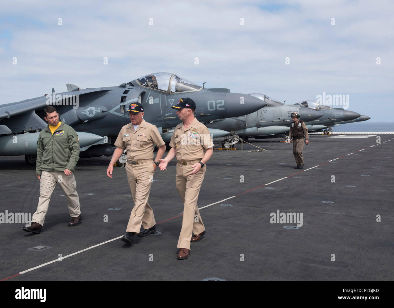 160916-N-LI768-486 PACIFIC OCEAN (Sept. 16, 2016) Commander, Naval ...