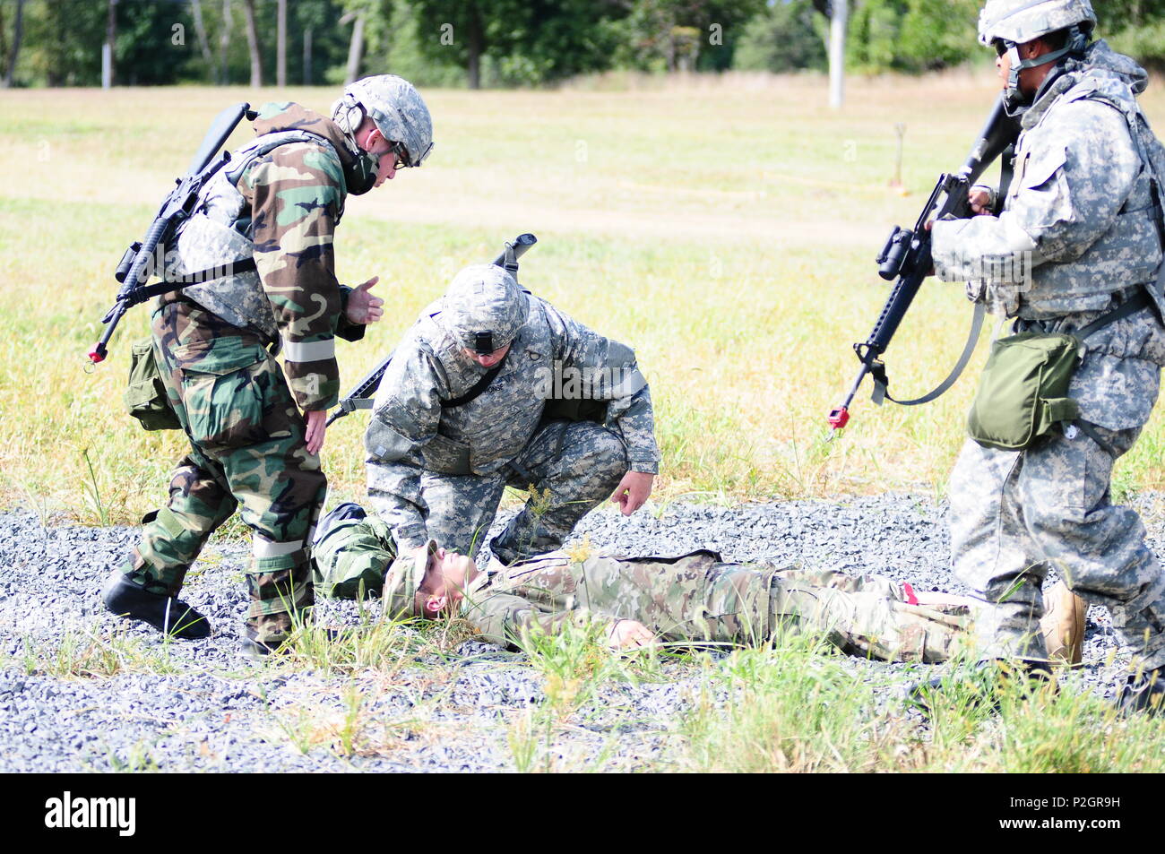 Members from the 1st Area Medical Laboratory, the only deployable lab ...