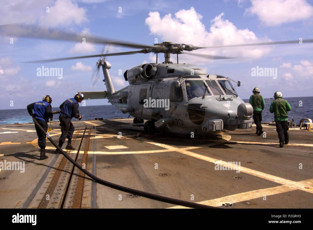 160919-N-CL027-236 INDIAN OCEAN (Sept. 19, 2016) Sailors prepare to ...