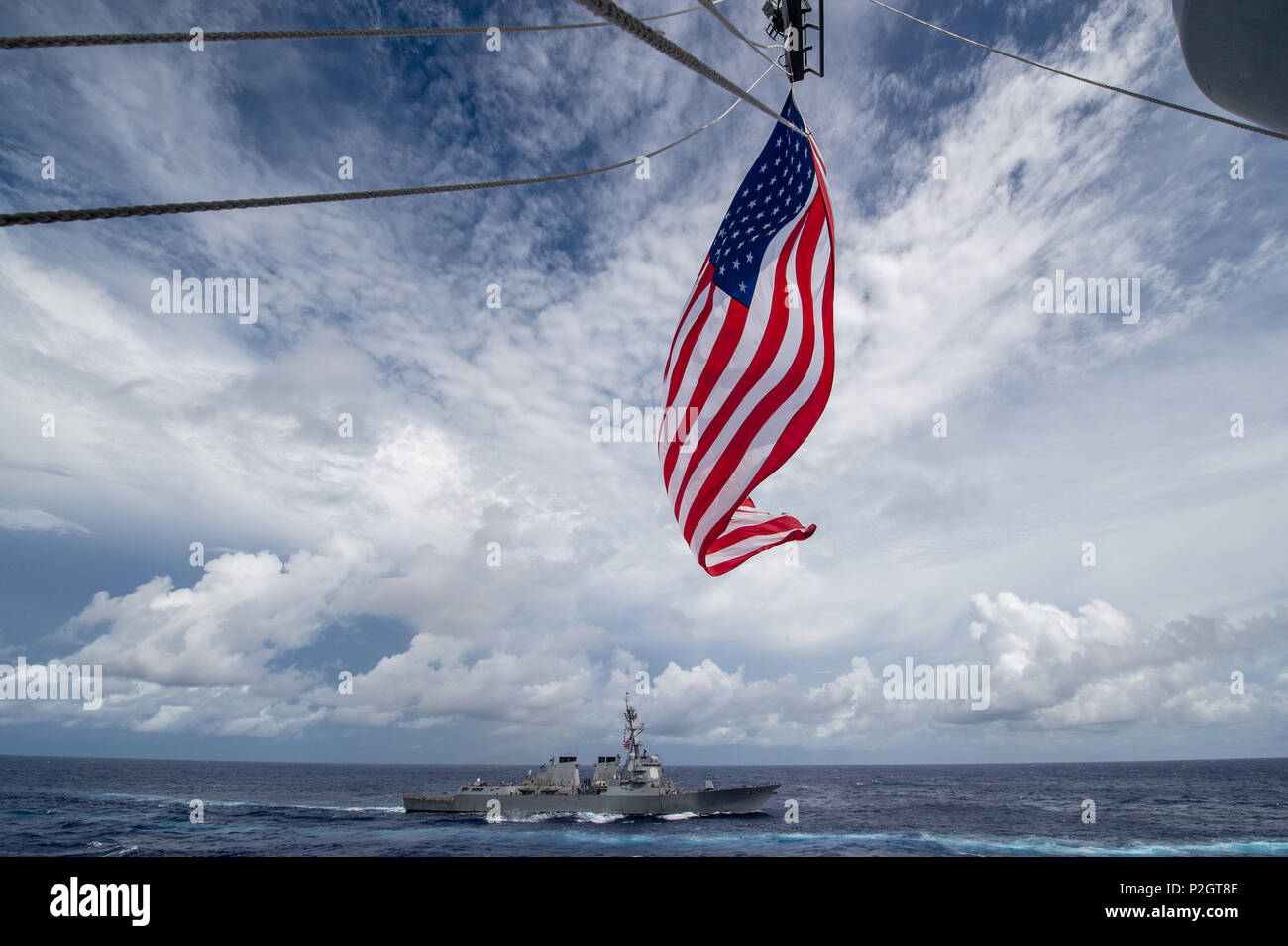 160923-N-UF697-145 PHILIPPINE SEA (Sept. 23, 2016) The forward-deployed ...