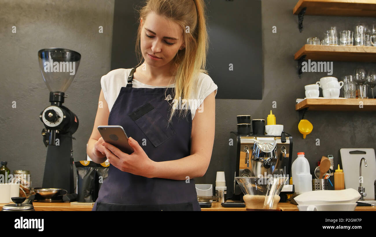 Barista woman female employee hi-res stock photography and images - Alamy
