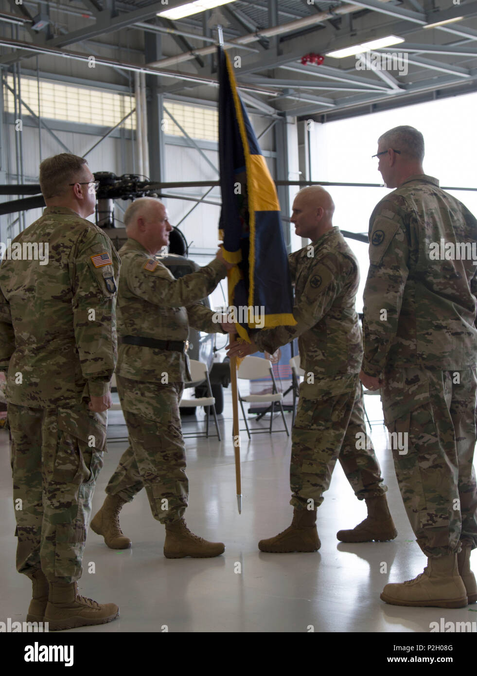 HOPE HULL, Ala. (Sept. 17, 2016) -- Maj. Gen. Charles Lynn Gable (left ...