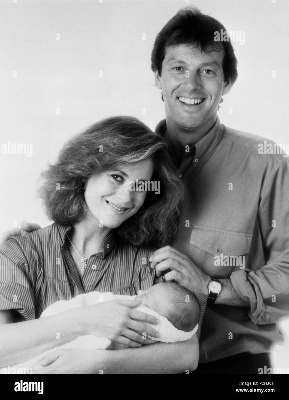 Eastenders actor leslie grantham with his wife jane laurie and their ...