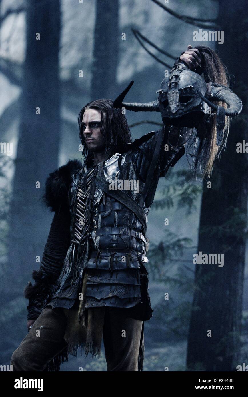 Pathfinder Movie Karl Urban