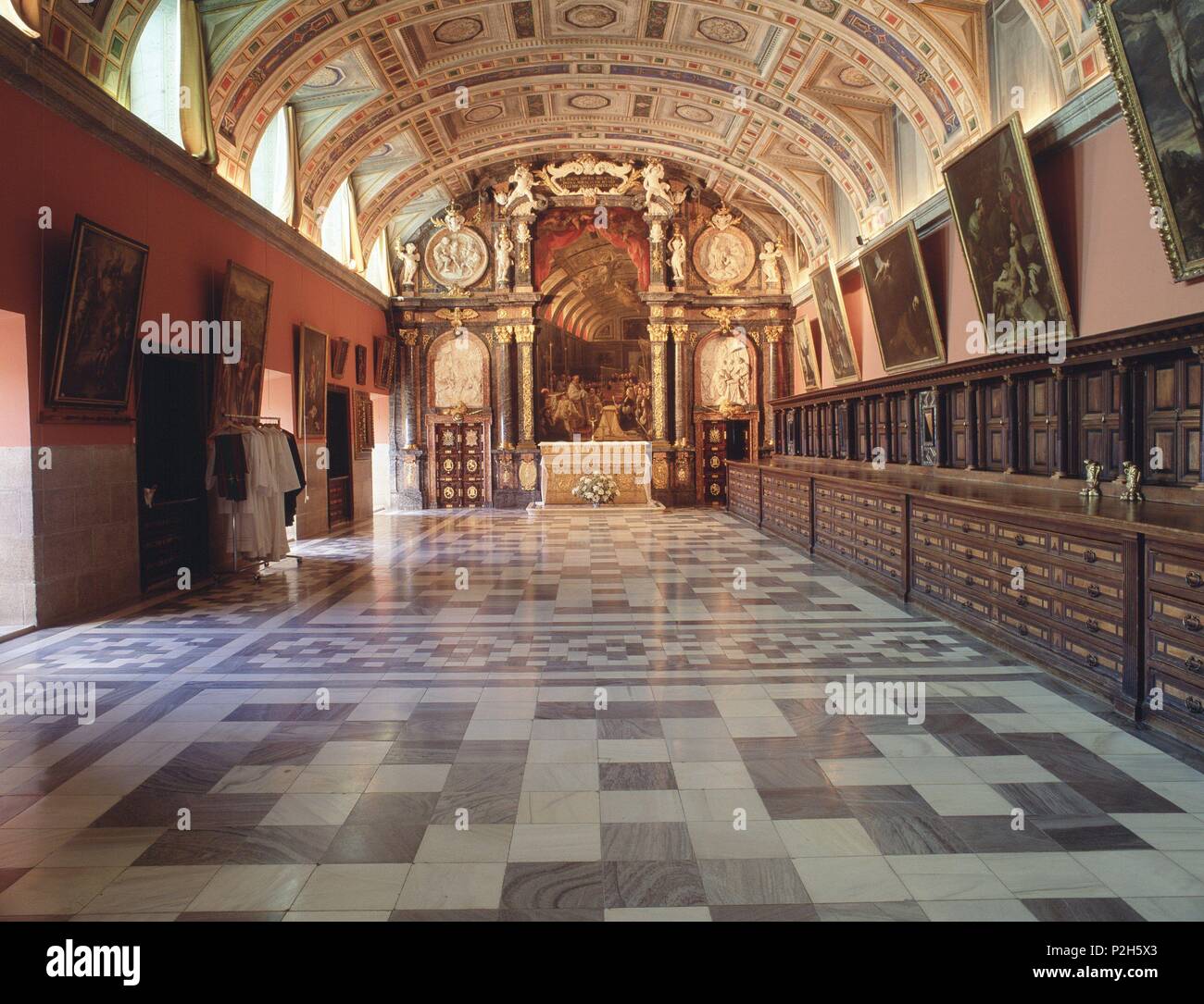 Sacristía General. Monasterio de San Lorenzo de El Escorial, empezado a ...