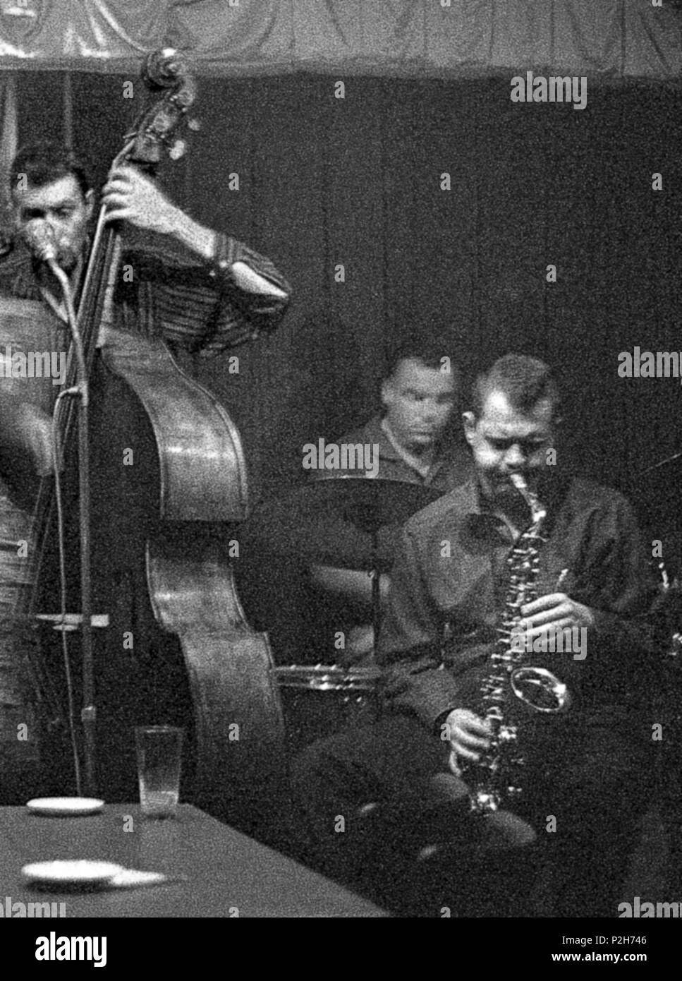 Concierto de jazz en la sala Jamboree. Barcelona, principios de los ...