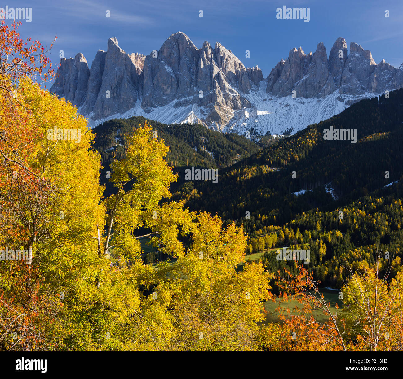 Dolomites geisler spitzen hi-res stock photography and images - Alamy
