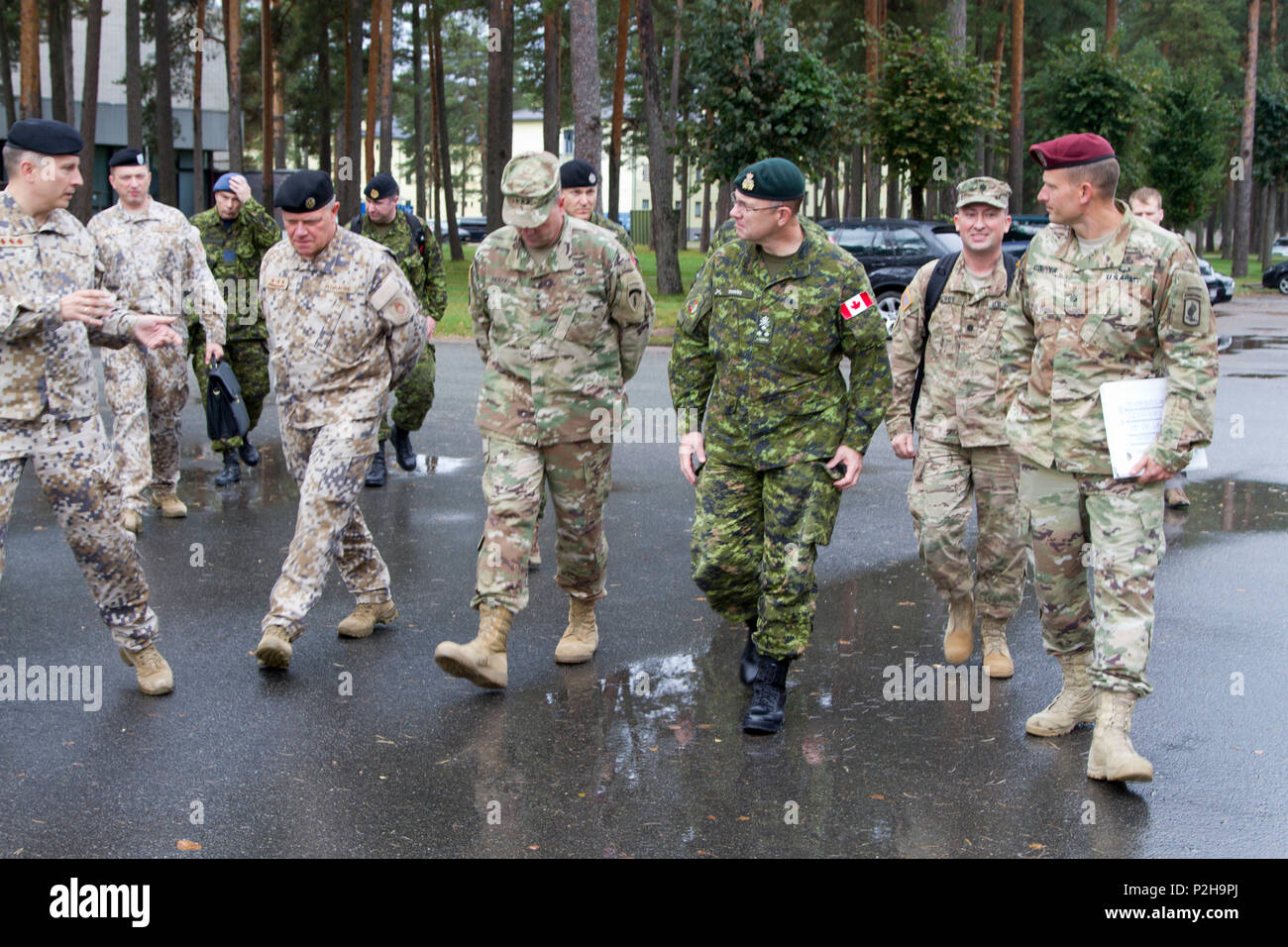 U.S. Army Lt. Gen. Fredrick Benjamin Hodges, native of Quincy, Fla ...