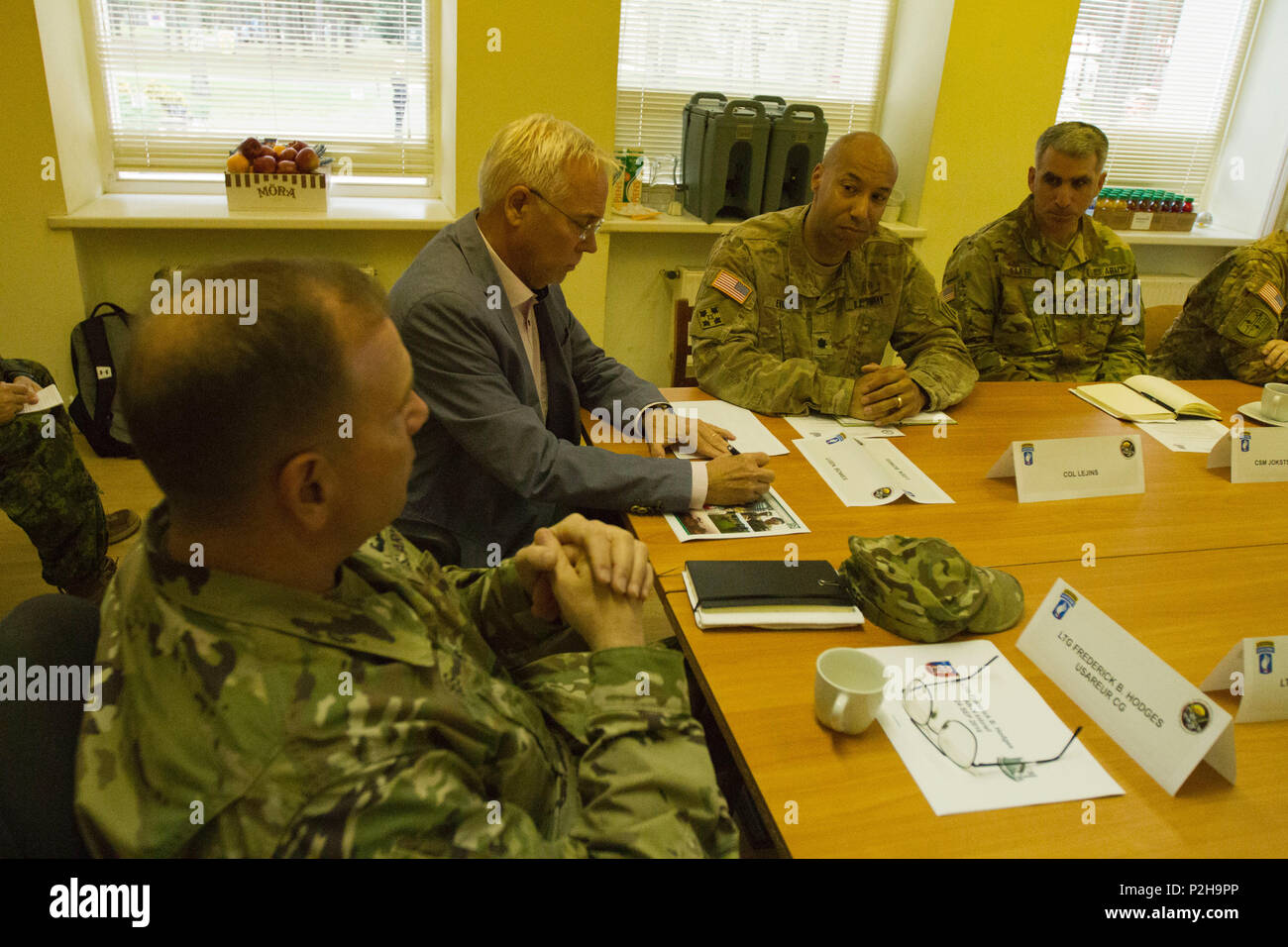 U.S. Army Lt. Gen. Fredrick Benjamin Hodges, native of Quincy, Fla ...