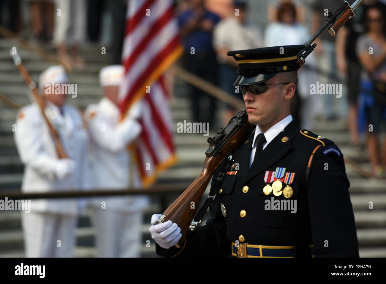 A member of the 3rd U.S. Infantry Regiment, "The Old Guard ...