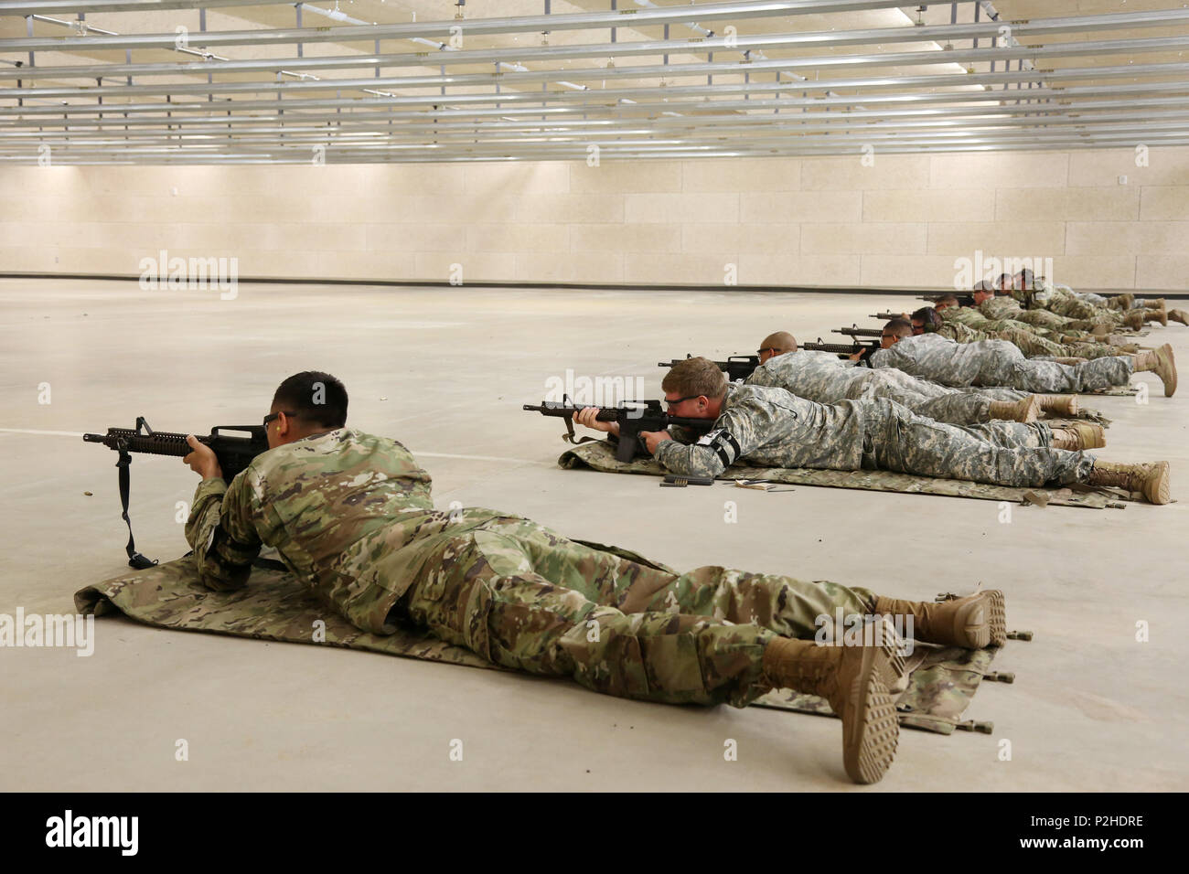 U.S. Army 2016 Best Warrior Competition participants demonstrate their ...
