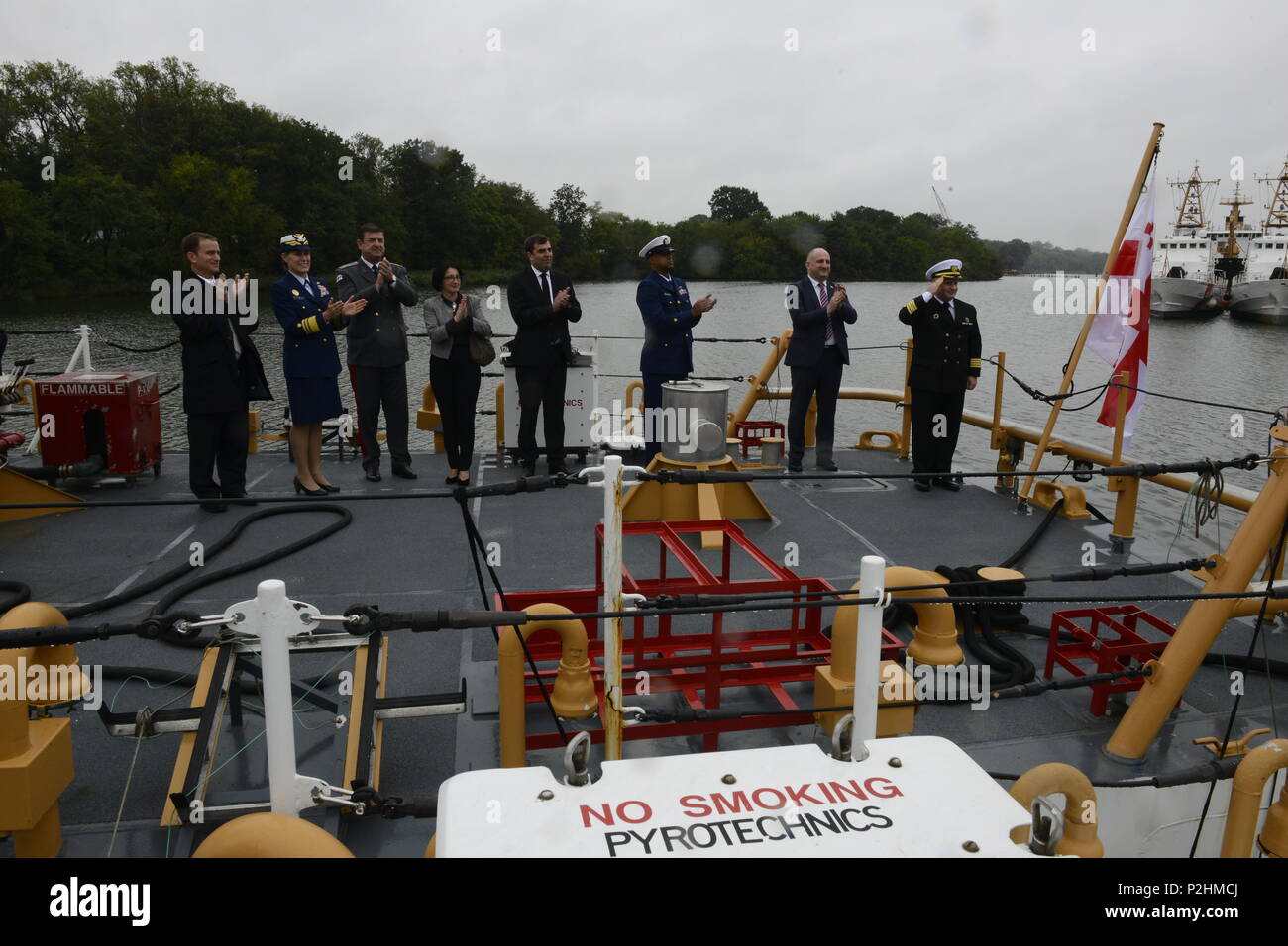 110 foot island class hi-res stock photography and images - Alamy